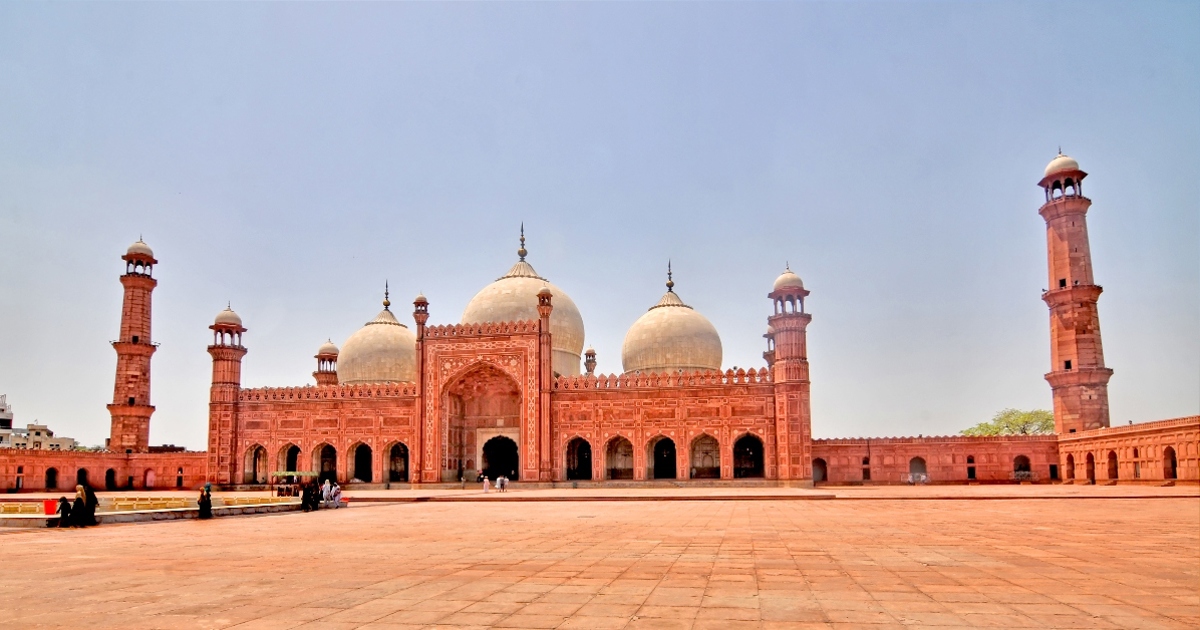 Pakistan Suspends Visa Prior to Arrival Program | Nomadic